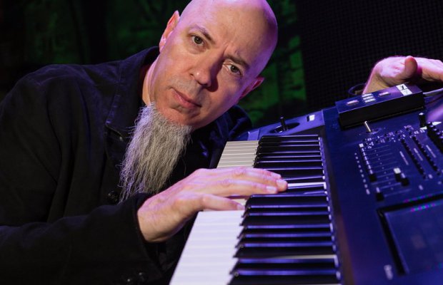 DREAM THEATER – Distance Over Time